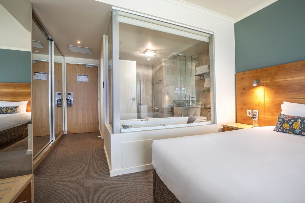 Quality Hotel Gateway | Tasmania Accommodation Deals
