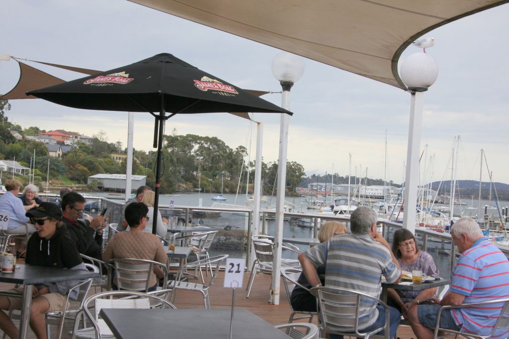 Beauty Point Waterfront Hotel | Tasmania Accommodation