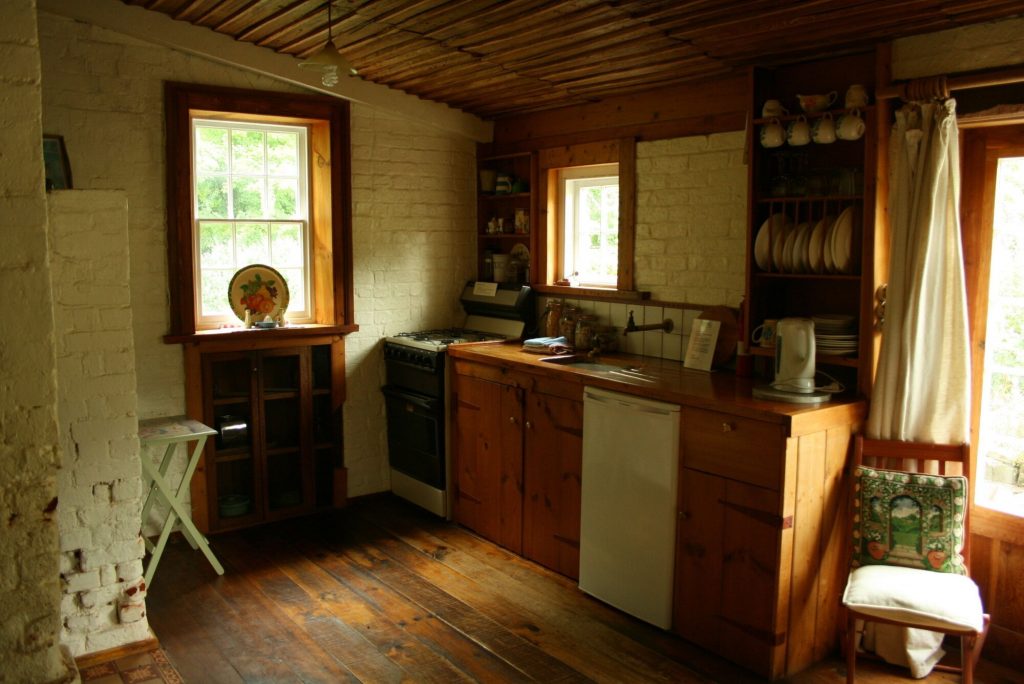 Brickendon Cottage | Unique Tasmania Accommodation