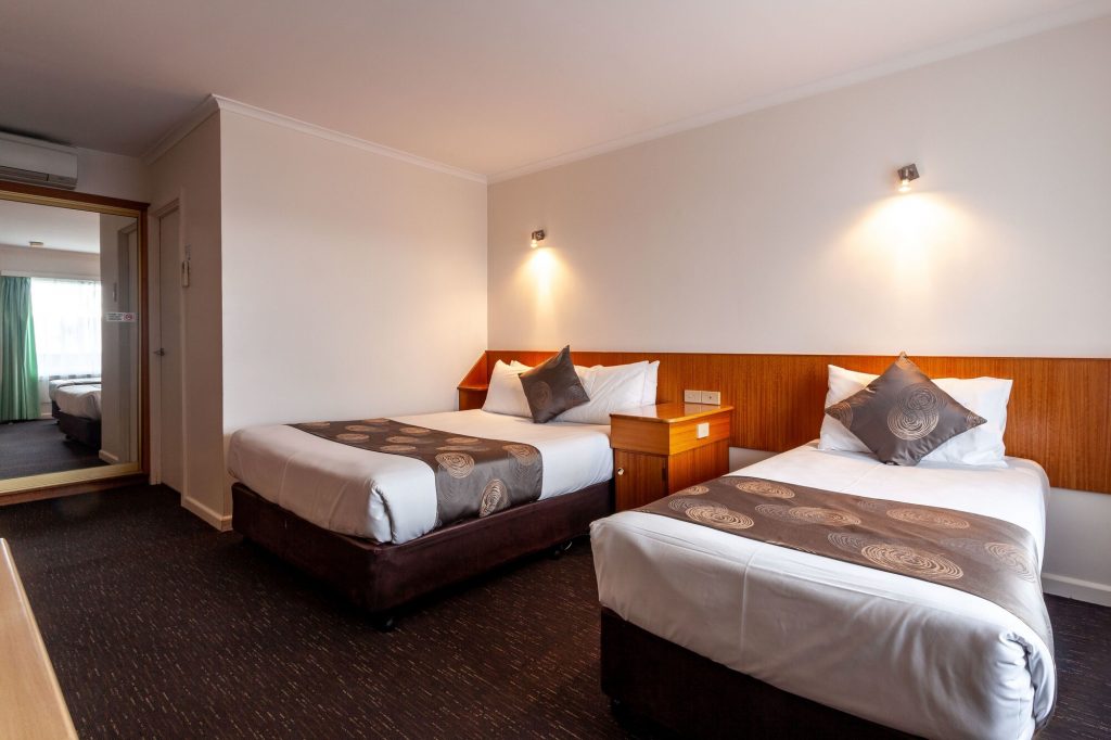 Beachfront At Bicheno | Tasmania Accommodation Deals